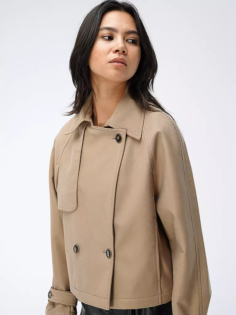 COMMA IDENTITY Jäckchen beige