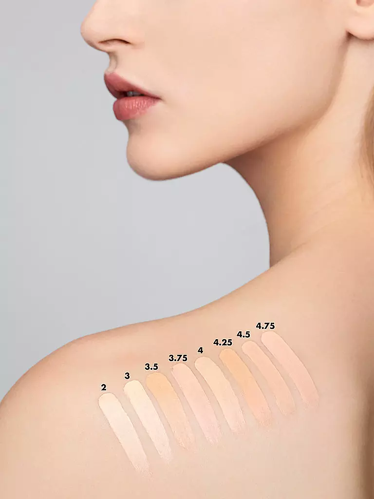 GIORGIO ARMANI COSMETICS Luminous Silk Foundation (4) beige